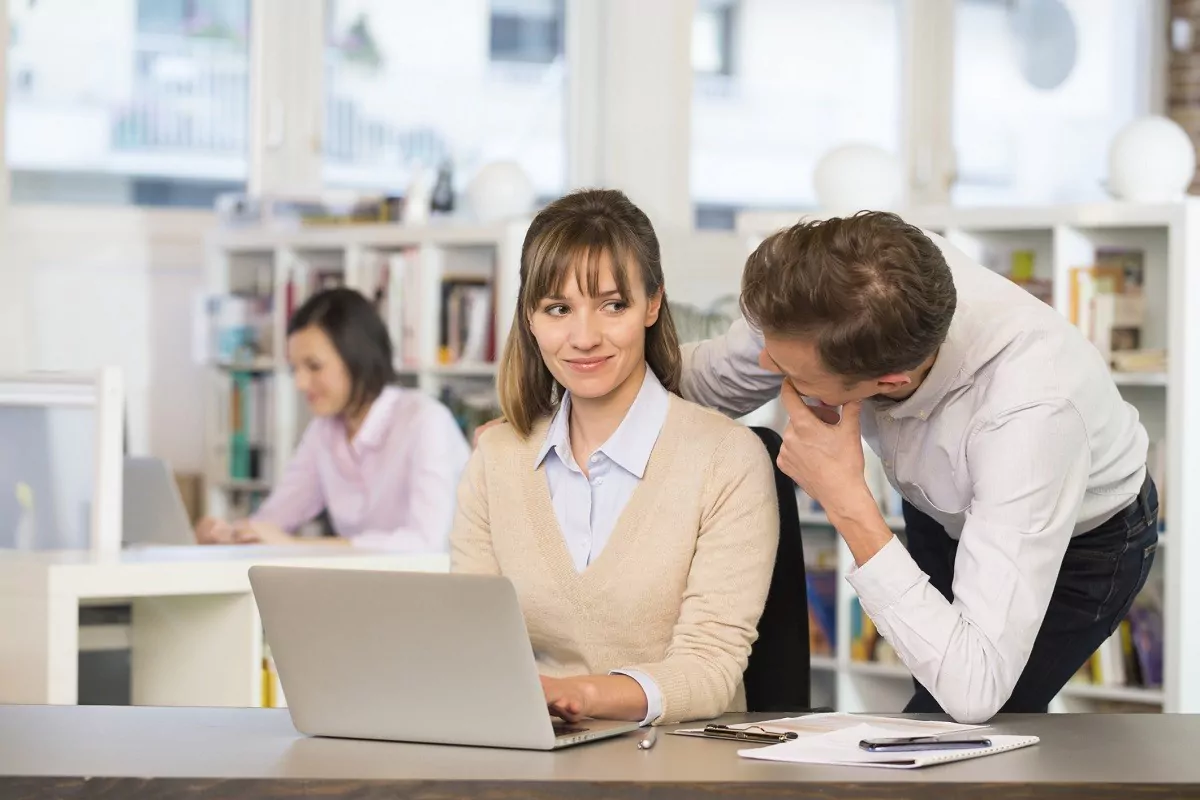 7 Tips for Dealing With a Stalker - Amerikanki