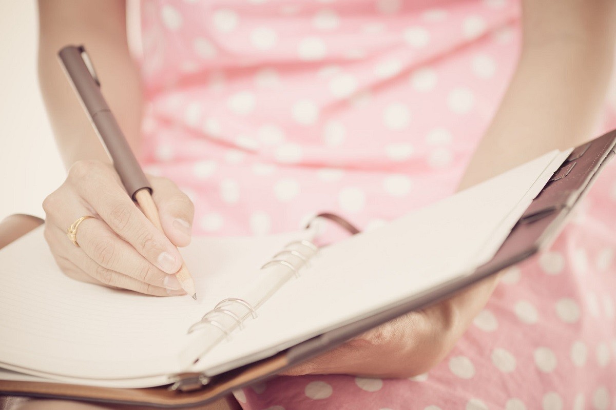 3 Traits to Check Out in Your Own Handwriting - Amerikanki