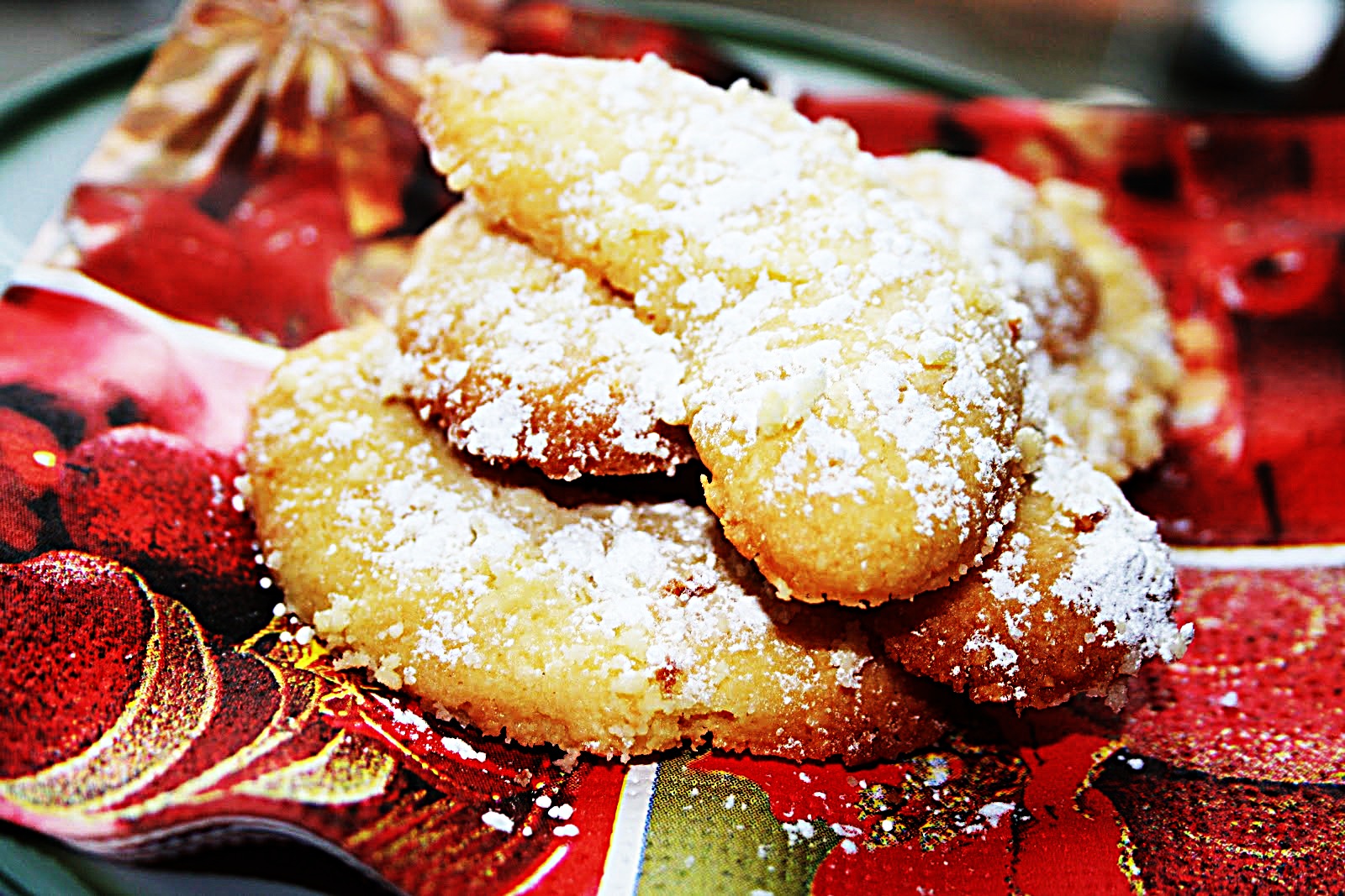 Stupid-Easy Recipe for German Vanilla Cookies (#1 Top-Rated) - Amerikanki